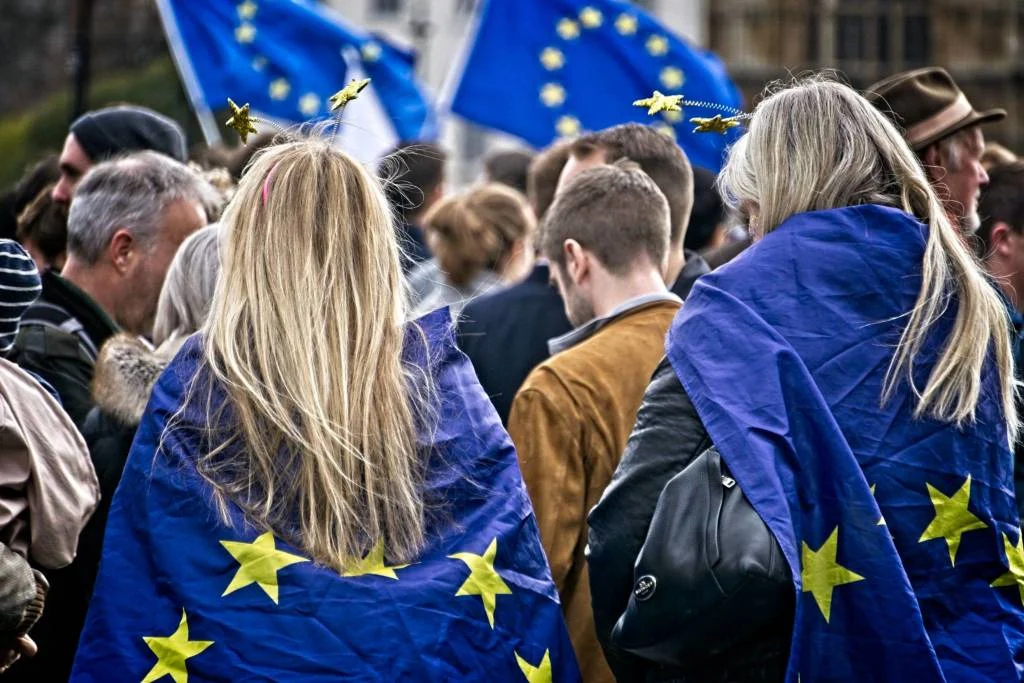 Cresce o ódio aos imigrantes na Europa. Por que agora?