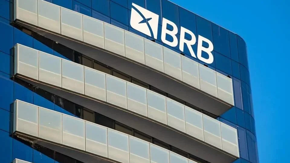 PF investiga pressão política na compra do Banco Master pelo BRB - ICL Notícias