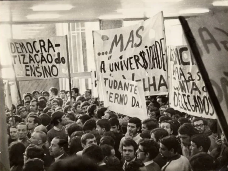 Movimento estudantil no Brasil: resistência e luta