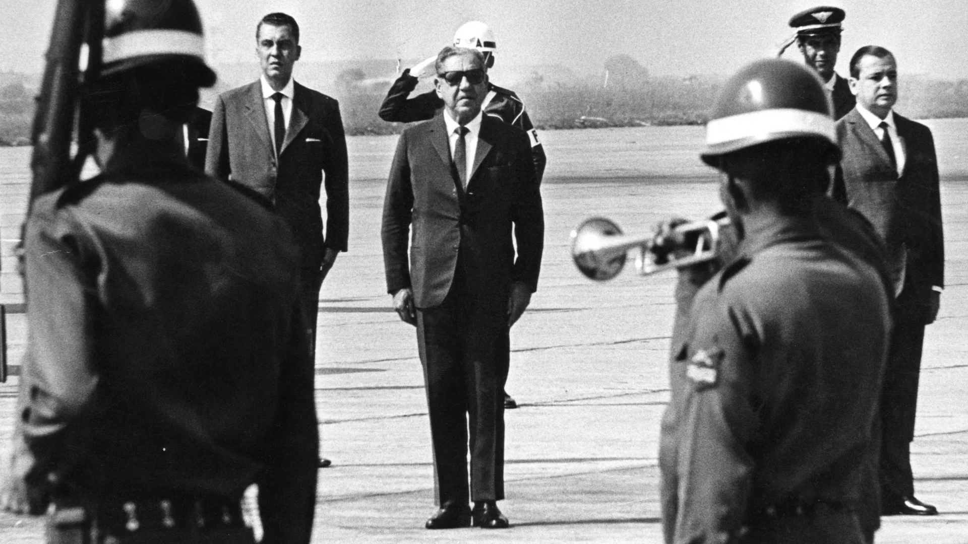 Tudo sobre o AI-5: criação, impactos políticos e consequências históricas