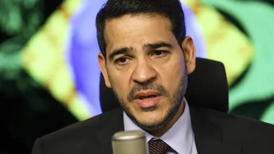 Crise na segurança pública do RJ adia indicação de Jorge Messias ao STF