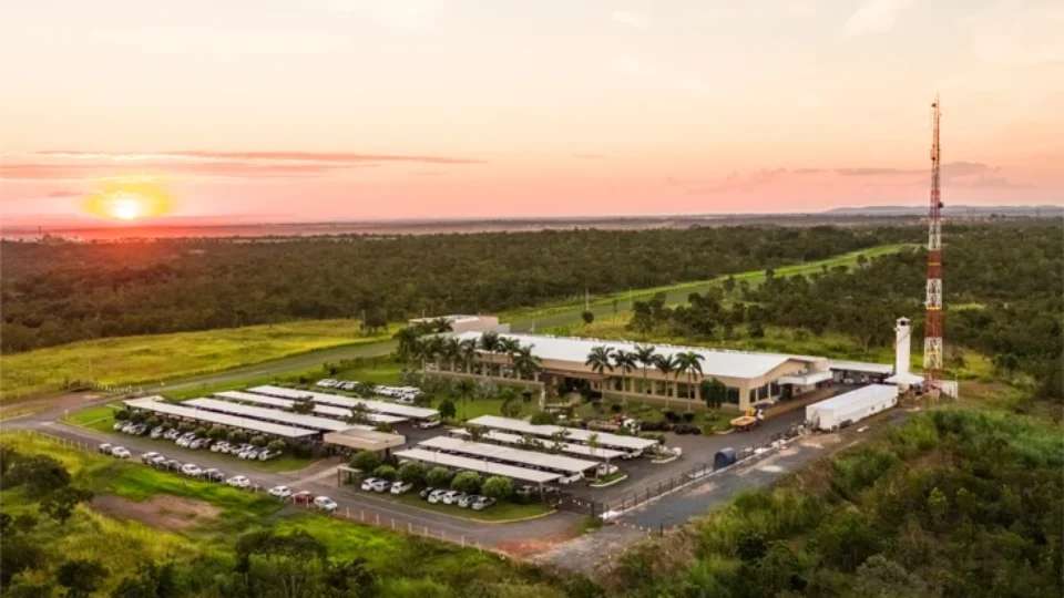 Família Maggi é investigada pelo MPF por ter aeroporto do agro em ...
