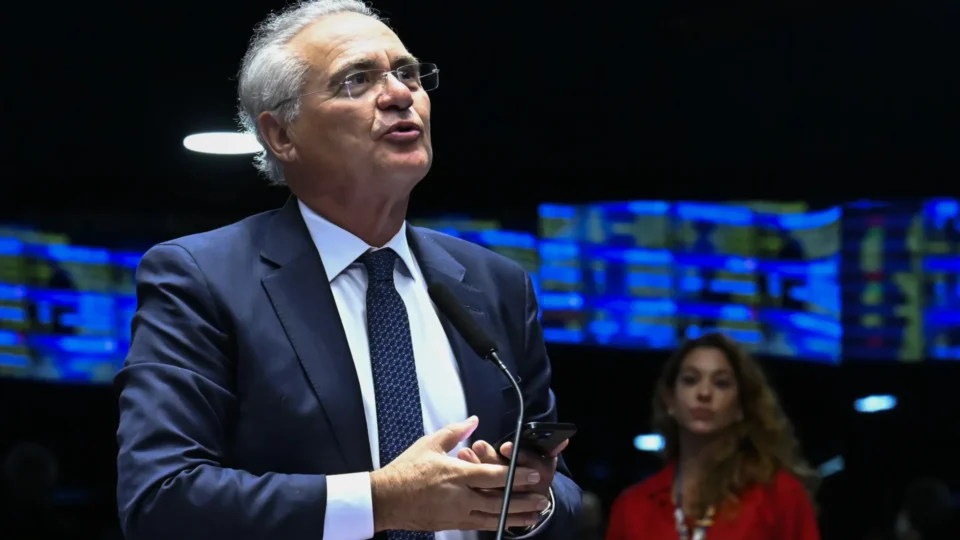 Renan Calheiros cria grupo de trabalho para acompanhar caso Master